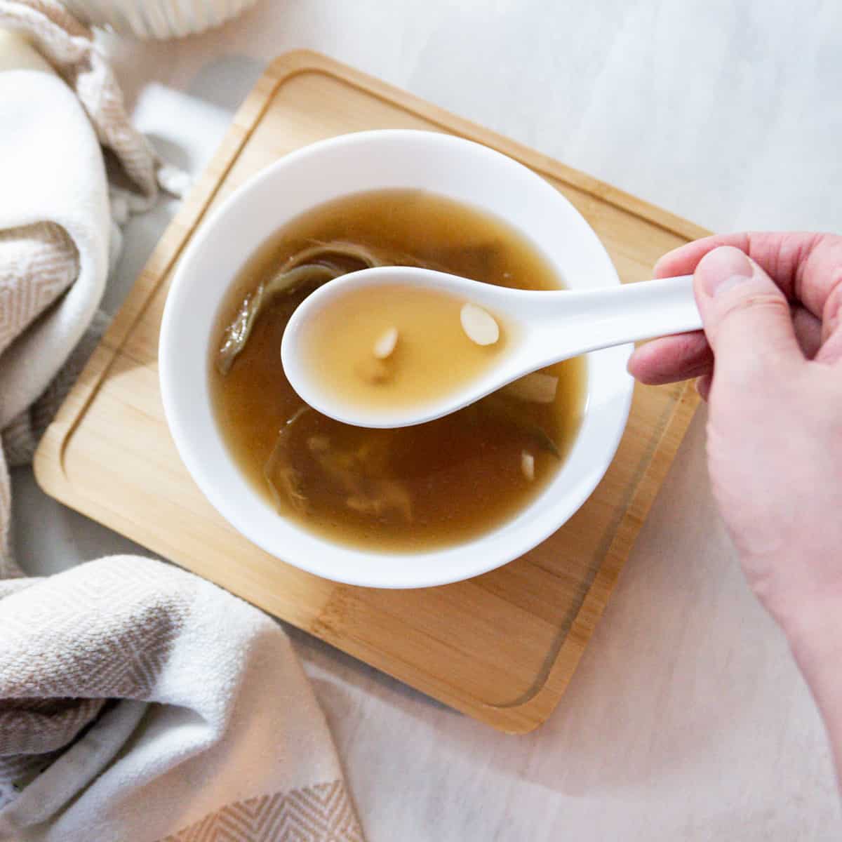 Chinese Soup for Cough and Phlegm (Ba Wong Fa Recipe) - Nomss.com