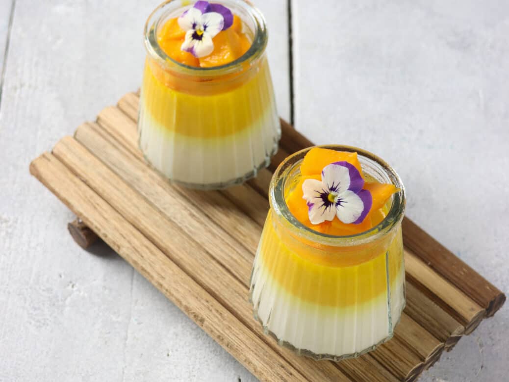 Easy Chinese Mango Pudding 香港芒果布甸 - Nomss.com