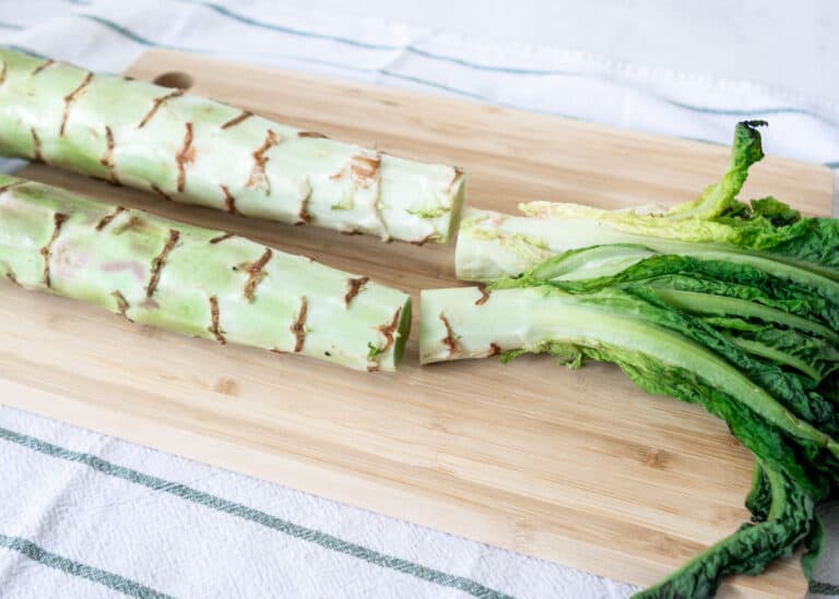 Best Chinese Spicy Celtuce Stem Salad Recipe 酸辣涼拌萵筍 - Nomss.com