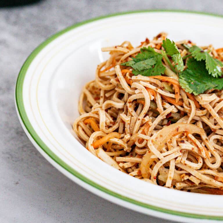 Chinese Mala Bean Curd Noodles Cold Salad 麻辣涼拌豆腐絲 - Nomss.com