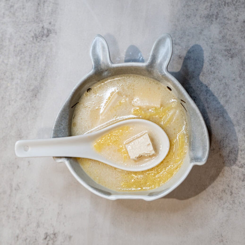 Osmanthus Flower Jelly with Goji Berry 桂花糕 - Nomss.com