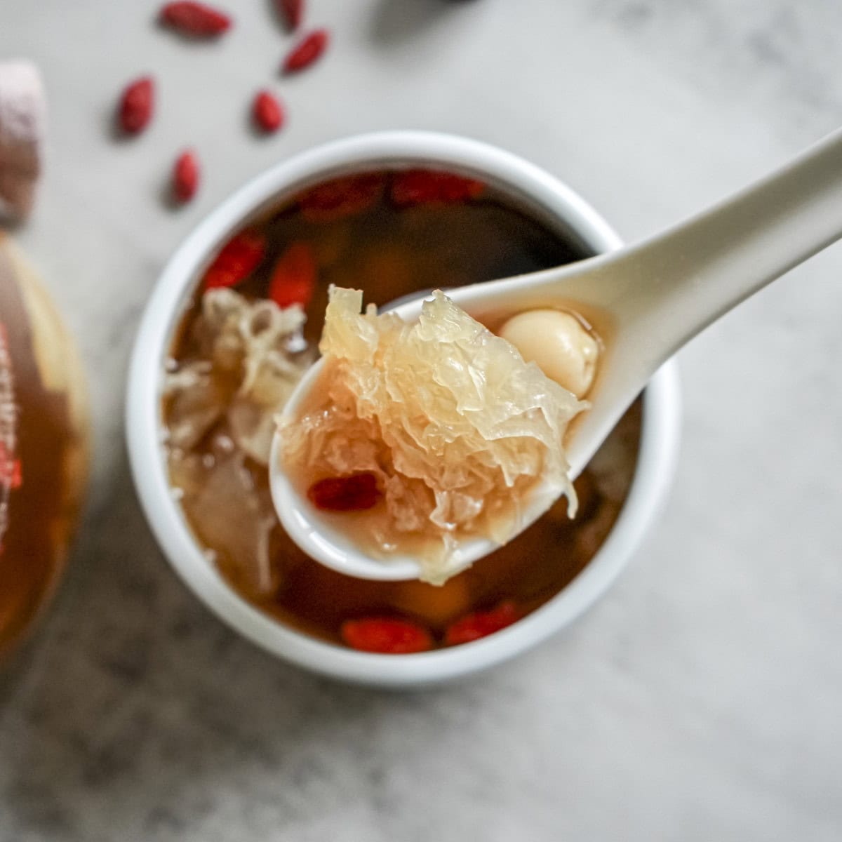 Autumn Dryness Relief TCM Lotus Snow Fungus Dessert - Nomss.com