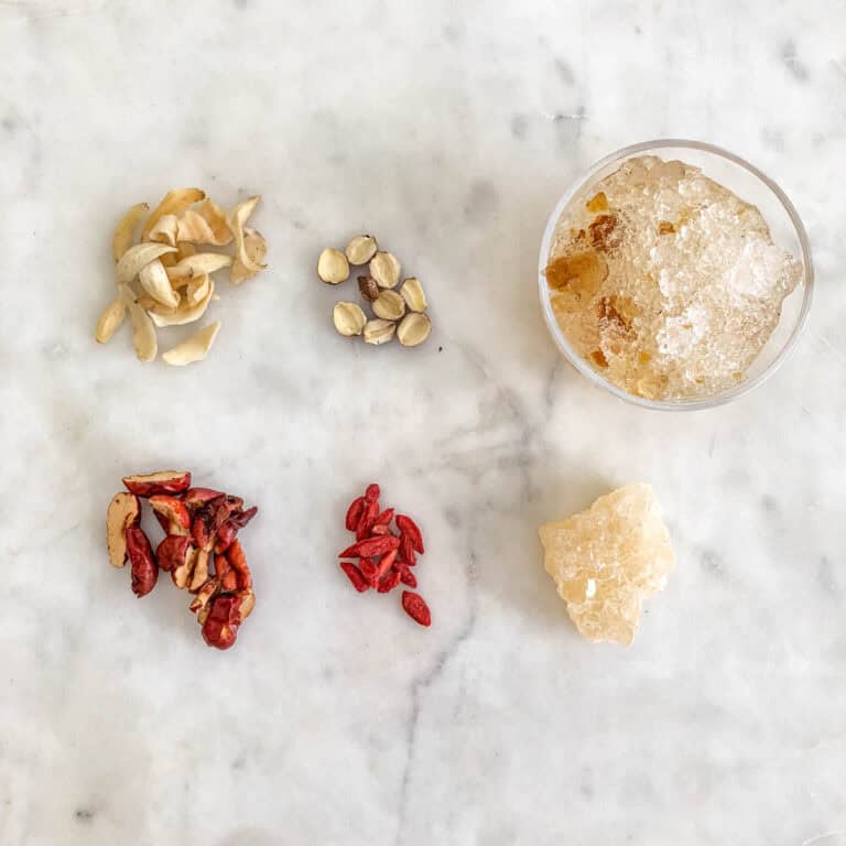 Peach Gum Soup Recipe: Chinese Dessert for Glowing Skin - Nomss.com