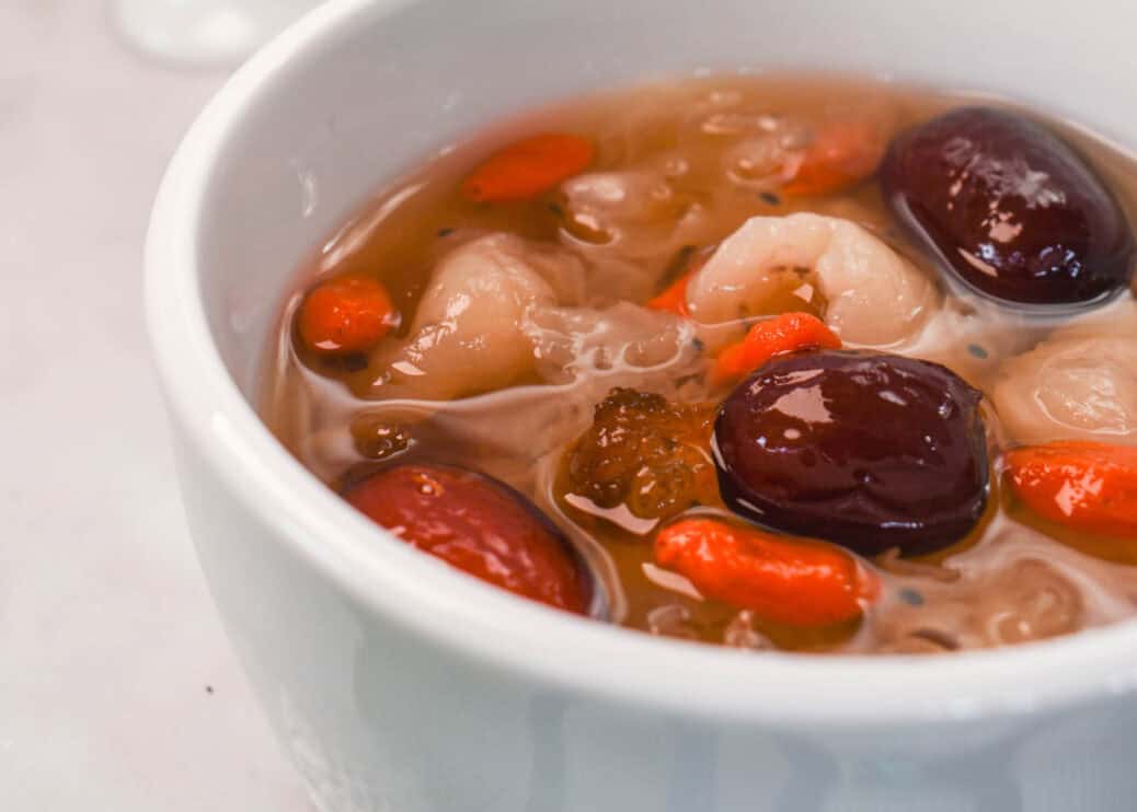 Peach Gum Soup Recipe: Chinese Dessert for Glowing Skin - Nomss.com